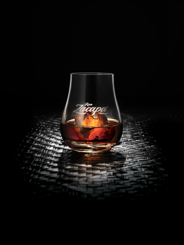 Nejpopulárnější super-prémiový rum světa Zacapa Centenario 23 má novou ...